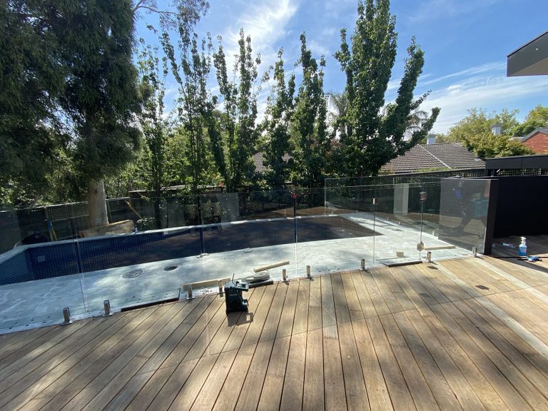 Canterbury - Foley Glass